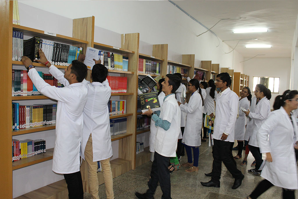 LIBRARY3 - Best Medical College & Hospital in Udaipur - PIMS Hospital